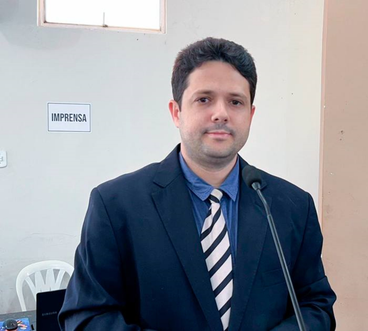 Dr. Eriberto solicita projeto de lei para piso salarial de enfermagem e ...